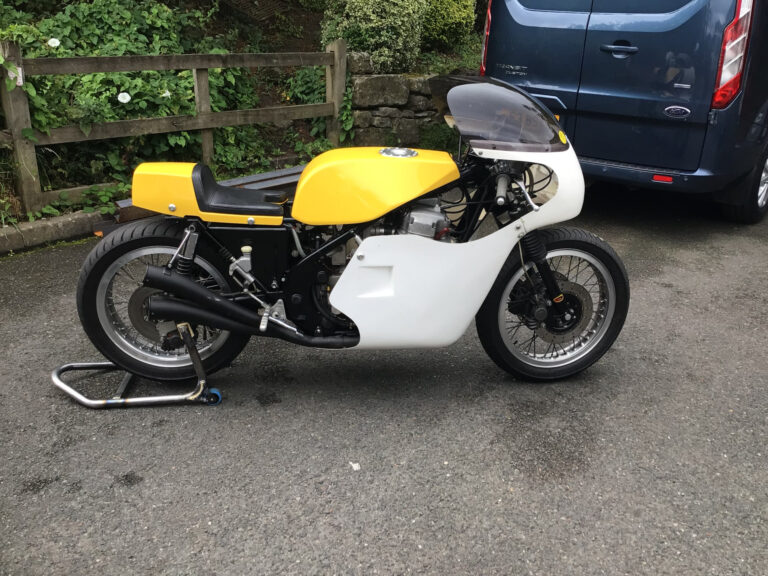 Rob North Triples Trident MCS Trident Rocket 3 Racer